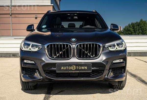 Grey BMW X3 2017 in Riga, with an engine capacity of 3.00 L and mileage of 219 thousand km for 24990 €, photo 4 on AUTOMOTO.COM.LV