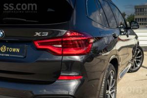 Grey BMW X3 2017 in Riga, with an engine capacity of 3.00 L and mileage of 219 thousand km for 24990 €, photo 7 on AUTOMOTO.COM.LV