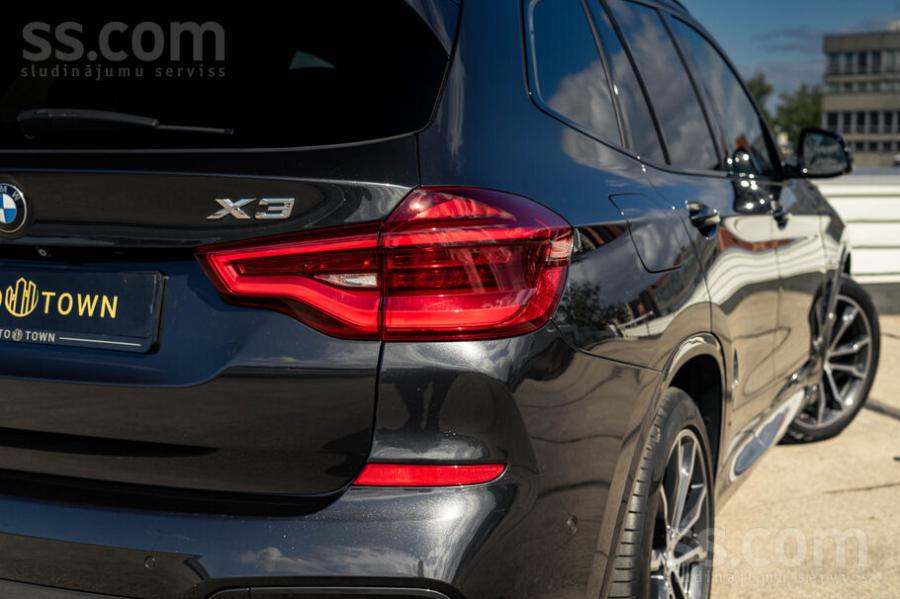 Grey BMW X3 2017 in Riga, with an engine capacity of 3.00 L and mileage of 219 thousand km for 24990 €, photo 7 on AUTOMOTO.COM.LV