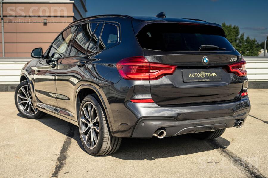 Grey BMW X3 2017 in Riga, with an engine capacity of 3.00 L and mileage of 219 thousand km for 24990 €, photo 11 on AUTOMOTO.COM.LV