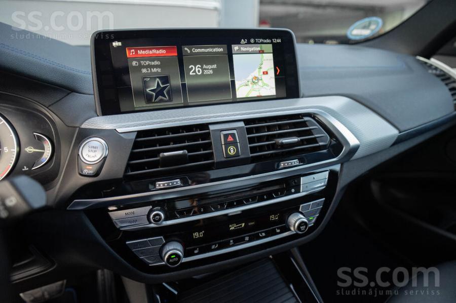 Grey BMW X3 2017 in Riga, with an engine capacity of 3.00 L and mileage of 219 thousand km for 24990 €, photo 19 on AUTOMOTO.COM.LV