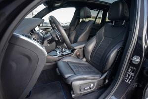 Grey BMW X3 2017 in Riga, with an engine capacity of 3.00 L and mileage of 219 thousand km for 24990 €, photo 13 on AUTOMOTO.COM.LV