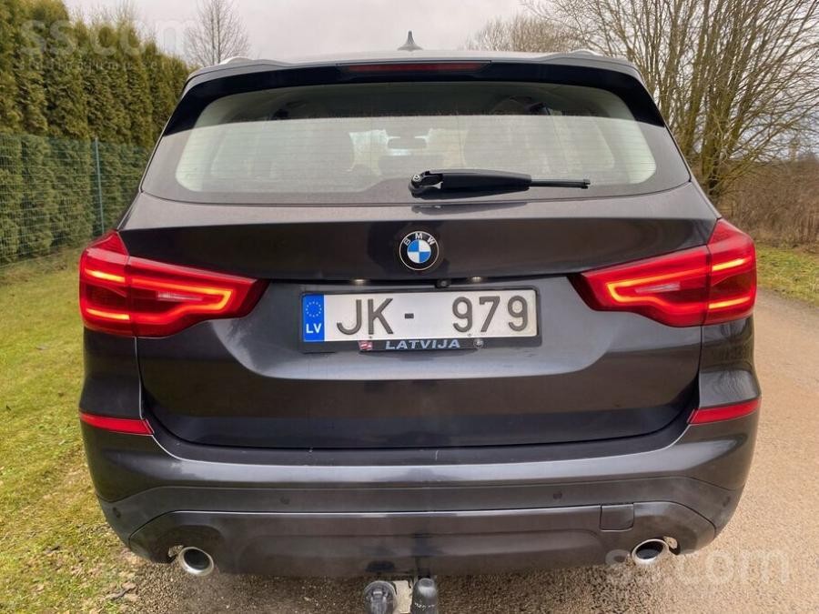 Grey BMW X3 2018 in Riga, with an engine capacity of 2.00 L and mileage of 214 thousand km for 18000 €, photo 5 on AUTOMOTO.COM.LV