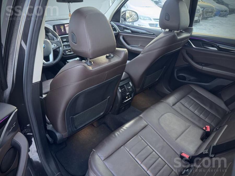 Grey BMW X3 2018 in Riga, with an engine capacity of 2.00 L and mileage of 109 thousand km for 27990 €, photo 25 on AUTOMOTO.COM.LV