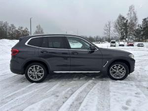 Grey BMW X3 2018 in Vilnius, with an engine capacity of 2.00 L and mileage of 275 thousand km for 20599 €, photo 7 on AUTOMOTO.COM.LV
