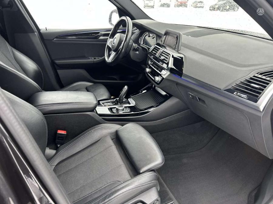 Grey BMW X3 2018 in Vilnius, with an engine capacity of 2.00 L and mileage of 275 thousand km for 20599 €, photo 13 on AUTOMOTO.COM.LV