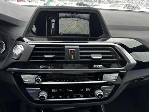 Grey BMW X3 2018 in Vilnius, with an engine capacity of 2.00 L and mileage of 275 thousand km for 20599 €, photo 18 on AUTOMOTO.COM.LV