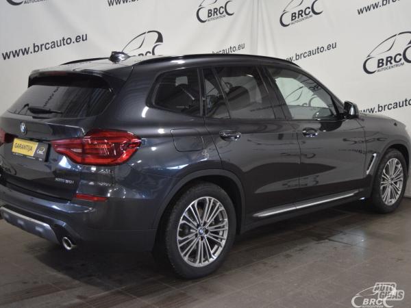 Grey BMW X3 2018 in Riga, with an engine capacity of 2.00 L and mileage of 137 thousand km for 27900 €, photo 2 on AUTOMOTO.COM.LV