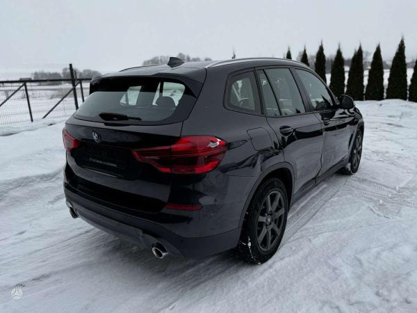 Grey BMW X3 2018 in Kaunas, with an engine capacity of 2.00 L and mileage of 229 thousand km for 14950 €, photo 5 on AUTOMOTO.COM.LV