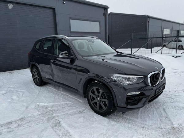 Grey BMW X3 2018 in Kaunas, with an engine capacity of 2.00 L and mileage of 229 thousand km for 14950 €, photo 7 on AUTOMOTO.COM.LV