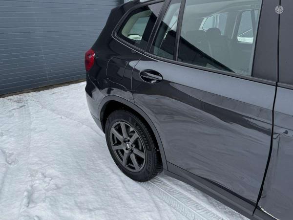Grey BMW X3 2018 in Kaunas, with an engine capacity of 2.00 L and mileage of 229 thousand km for 14950 €, photo 10 on AUTOMOTO.COM.LV