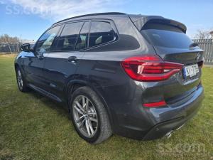 Grey BMW X3 2018 in Riga, with an engine capacity of 3.00 L and mileage of 241 thousand km for 23900 €, photo 8 on AUTOMOTO.COM.LV