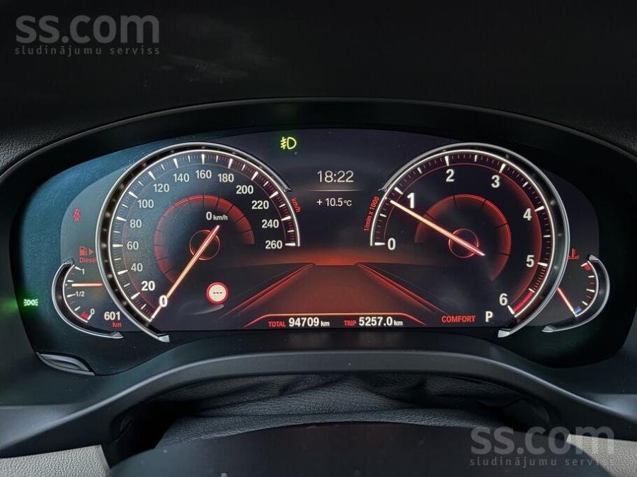 Pelēks BMW X3 2018 Daugavpils, ar dzinēja tilpumu 2.00 L un nobraukumu 95 tūkst. km par 29999 €, foto 14 vietnē AUTOMOTO.COM.LV