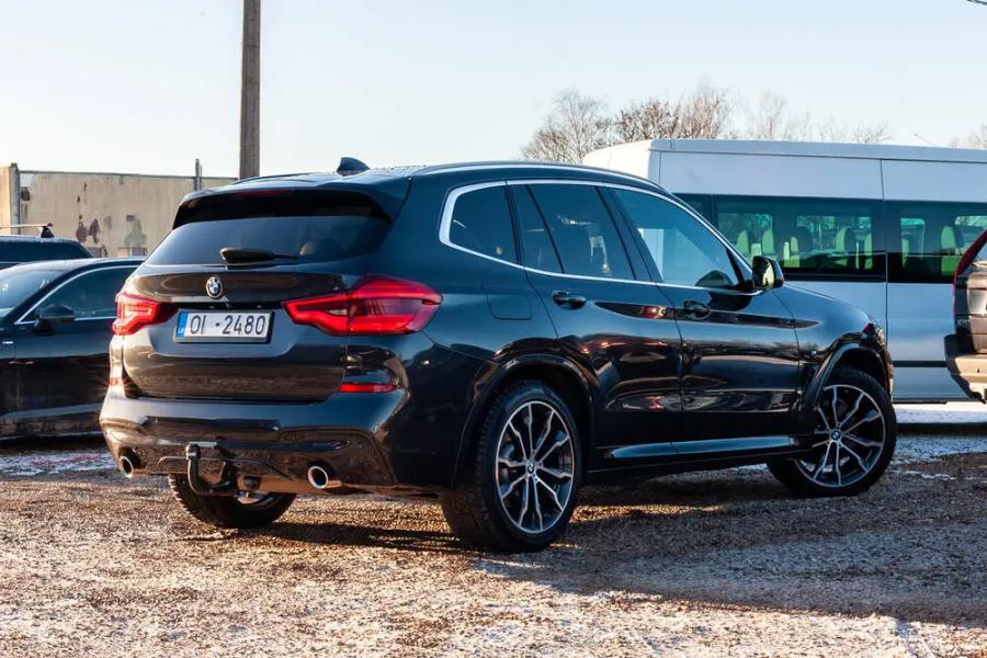 Pelēks BMW X3 2018 Rīga, ar dzinēja tilpumu 3.00 L un nobraukumu 198 tūkst. km par 25995 €, foto 5 vietnē AUTOMOTO.COM.LV