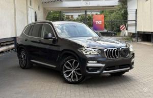 Grey BMW X3 2018 in Vilnius, with an engine capacity of 2.00 L and mileage of 215 thousand km for 21900 €, photo 4 on AUTOMOTO.COM.LV
