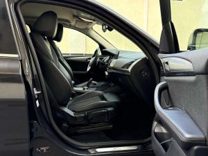 Grey BMW X3 2018 in Vilnius, with an engine capacity of 2.00 L and mileage of 215 thousand km for 21900 €, photo 8 on AUTOMOTO.COM.LV