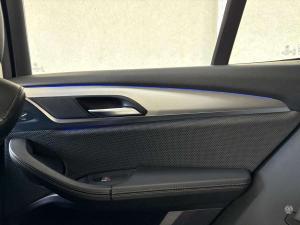 Grey BMW X3 2018 in Vilnius, with an engine capacity of 2.00 L and mileage of 215 thousand km for 21900 €, photo 23 on AUTOMOTO.COM.LV