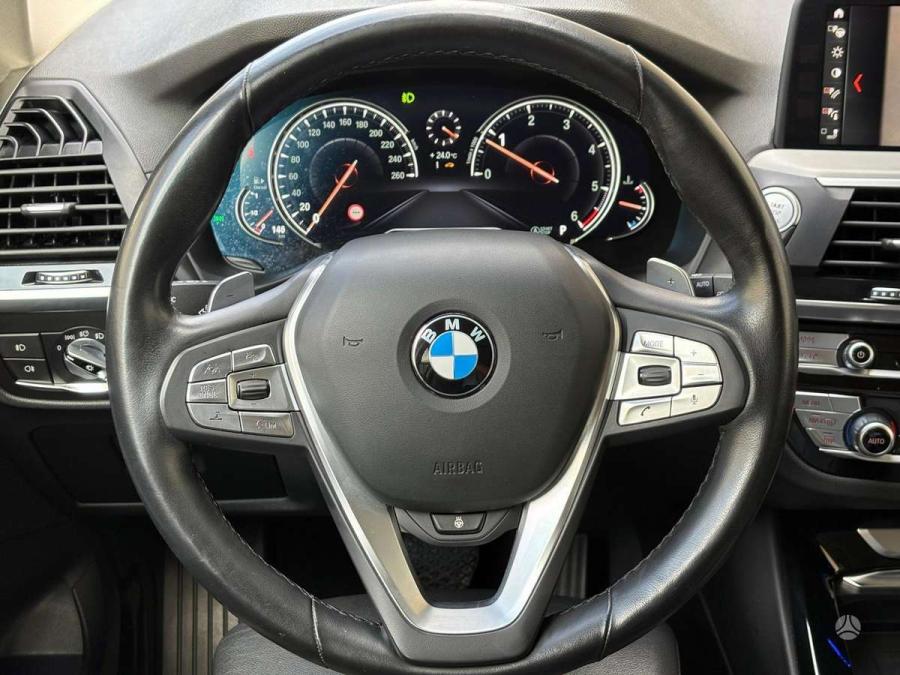 Grey BMW X3 2018 in Vilnius, with an engine capacity of 2.00 L and mileage of 215 thousand km for 21900 €, photo 24 on AUTOMOTO.COM.LV