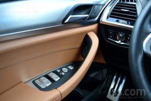 Pelēks BMW X3 2018 Tukums, ar dzinēja tilpumu 2.00 L un nobraukumu 238 tūkst. km par 24990 €, foto 30 vietnē AUTOMOTO.COM.LV
