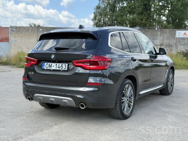 Grey BMW X3 2018 in Daugavpils, with an engine capacity of 3.00 L and mileage of 286 thousand km for 23200 €, photo 4 on AUTOMOTO.COM.LV