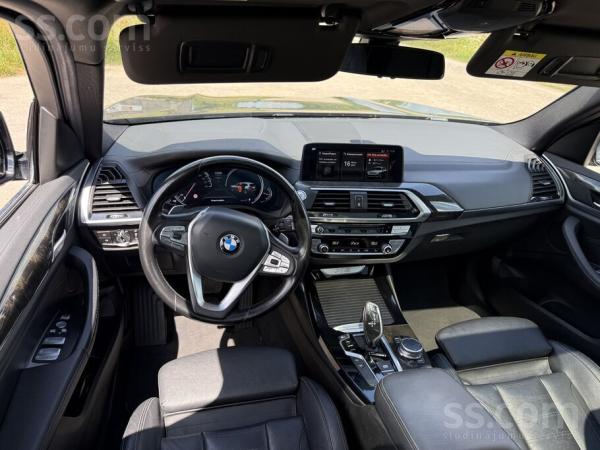 Grey BMW X3 2018 in Daugavpils, with an engine capacity of 3.00 L and mileage of 286 thousand km for 23200 €, photo 5 on AUTOMOTO.COM.LV