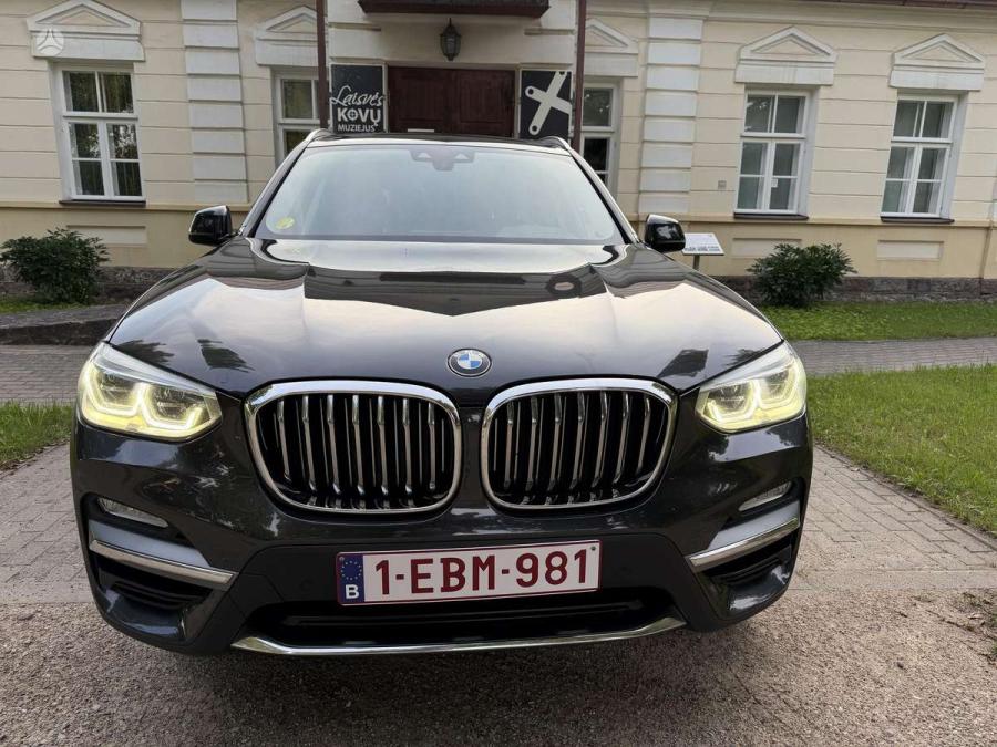 Grey BMW X3 2018 in Utena, with an engine capacity of 2.00 L and mileage of 201 thousand km for 19800 €, photo 6 on AUTOMOTO.COM.LV