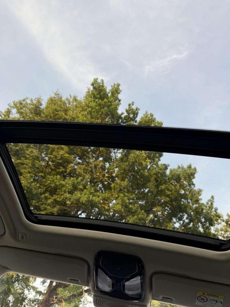 Grey BMW X3 2018 in Utena, with an engine capacity of 2.00 L and mileage of 201 thousand km for 19800 €, photo 17 on AUTOMOTO.COM.LV