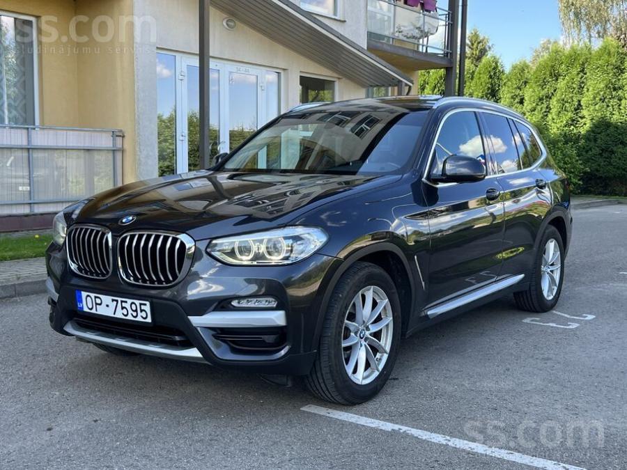 Grey BMW X3 2018 in Riga, with an engine capacity of 2.00 L and mileage of 260 thousand km for 19800 €, photo 3 on AUTOMOTO.COM.LV