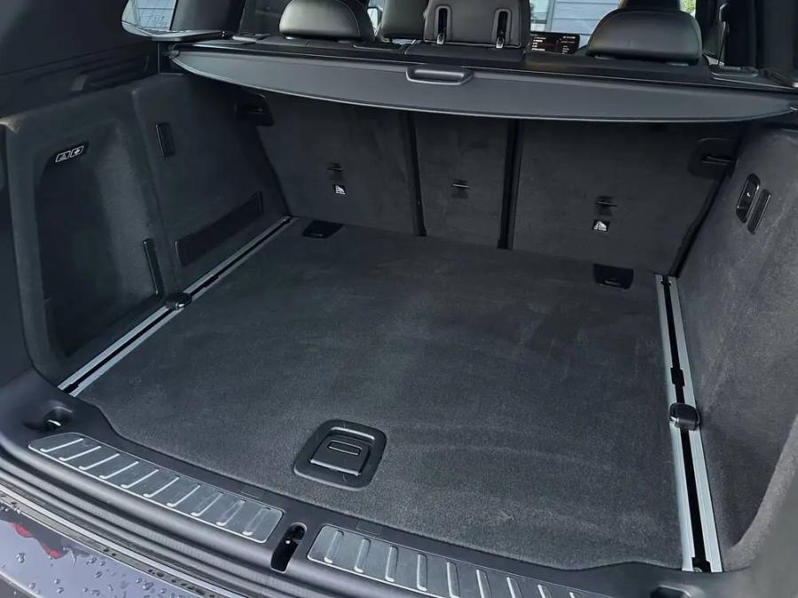 Grey BMW X3 2018 in Jelgava, with an engine capacity of 2.00 L and mileage of 210 thousand km for 23500 €, photo 13 on AUTOMOTO.COM.LV