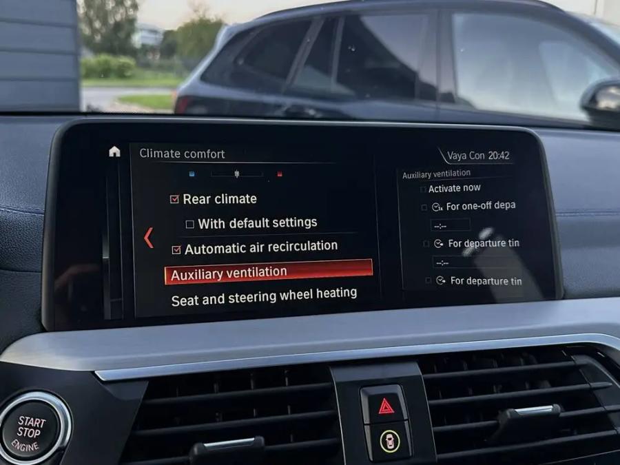 Grey BMW X3 2018 in Jelgava, with an engine capacity of 2.00 L and mileage of 210 thousand km for 23500 €, photo 23 on AUTOMOTO.COM.LV