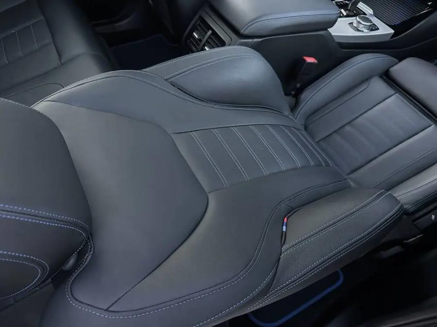 Grey BMW X3 2018 in Jelgava, with an engine capacity of 2.00 L and mileage of 210 thousand km for 23500 €, photo 29 on AUTOMOTO.COM.LV