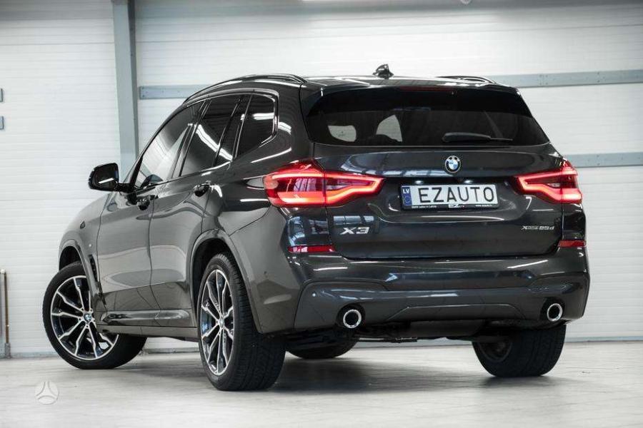 Grey BMW X3 2018 in Tukums, with an engine capacity of 2.00 L and mileage of 93 thousand km for 28777 €, photo 9 on AUTOMOTO.COM.LV
