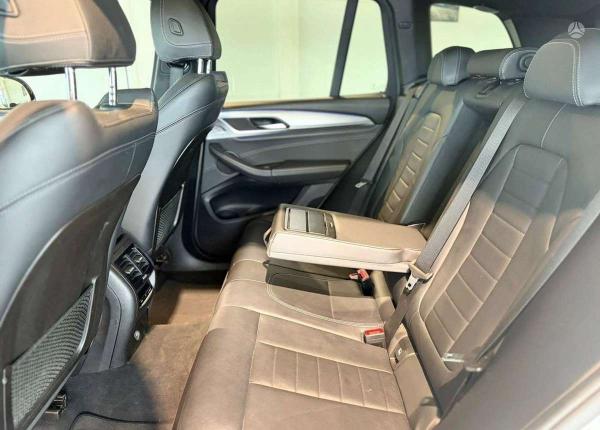 Grey BMW X3 2018 in Utena, with an engine capacity of 2.00 L and mileage of 193 thousand km for 24900 €, photo 9 on AUTOMOTO.COM.LV