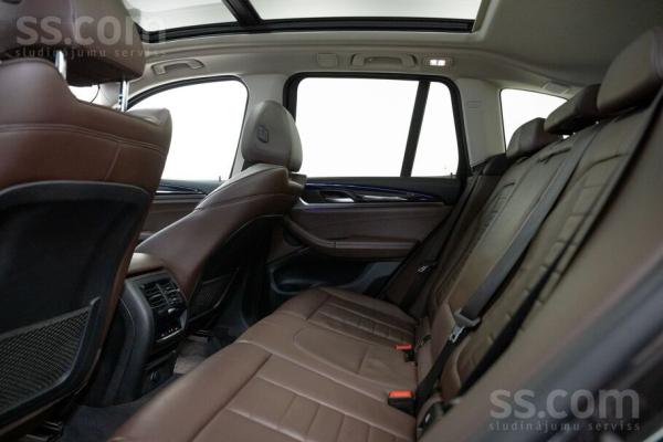 Pelēks BMW X3 2018 Rīga, ar dzinēja tilpumu 2.00 L un nobraukumu 119 tūkst. km par 24500 €, foto 9 vietnē AUTOMOTO.COM.LV