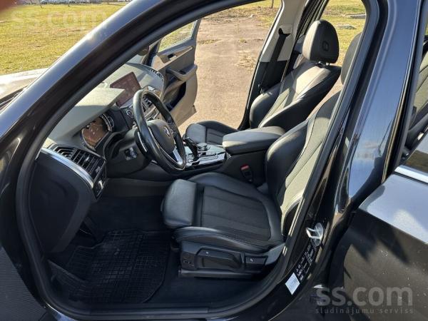 Grey BMW X3 2019 in Riga, with an engine capacity of 2.00 L and mileage of 244 thousand km for 11390 €, photo 7 on AUTOMOTO.COM.LV