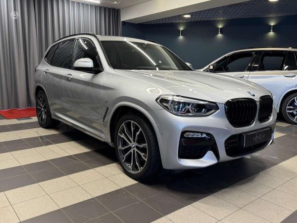 Grey BMW X3 2019 in Riga, with an engine capacity of 2.99 L and mileage of 204 thousand km for 27990 €, photo 3 on AUTOMOTO.COM.LV