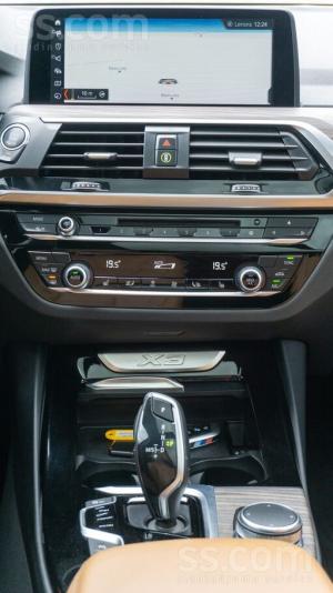 Pelēks BMW X3 2019 Rīga, ar dzinēja tilpumu 2.00 L un nobraukumu 204 tūkst. km par 21990 €, foto 14 vietnē AUTOMOTO.COM.LV