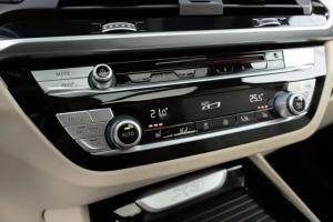 Серый БМВ Х3 2019 в Елгава, объемом двигателя 2.50 л и пробегом 60 тыс. км за 44500 €, фото 17 на AUTOMOTO.COM.LV