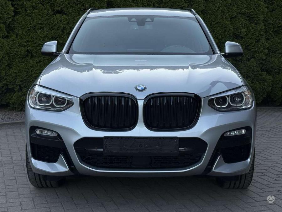 Grey BMW X3 2019 in Jonava, with an engine capacity of 2.00 L and mileage of 286 thousand km for 19950 €, photo 3 on AUTOMOTO.COM.LV