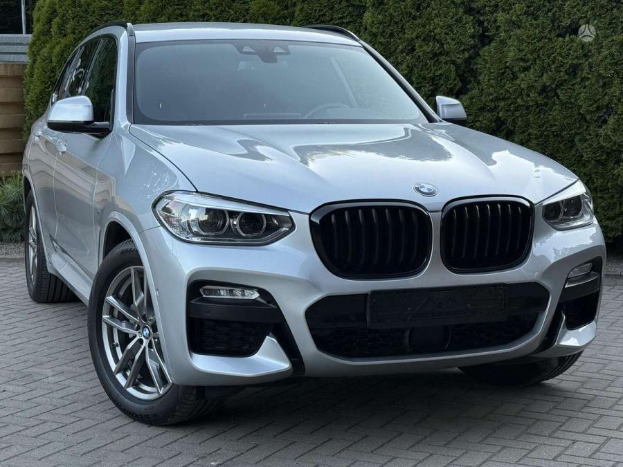 Grey BMW X3 2019 in Jonava, with an engine capacity of 2.00 L and mileage of 286 thousand km for 19950 €, photo 6 on AUTOMOTO.COM.LV