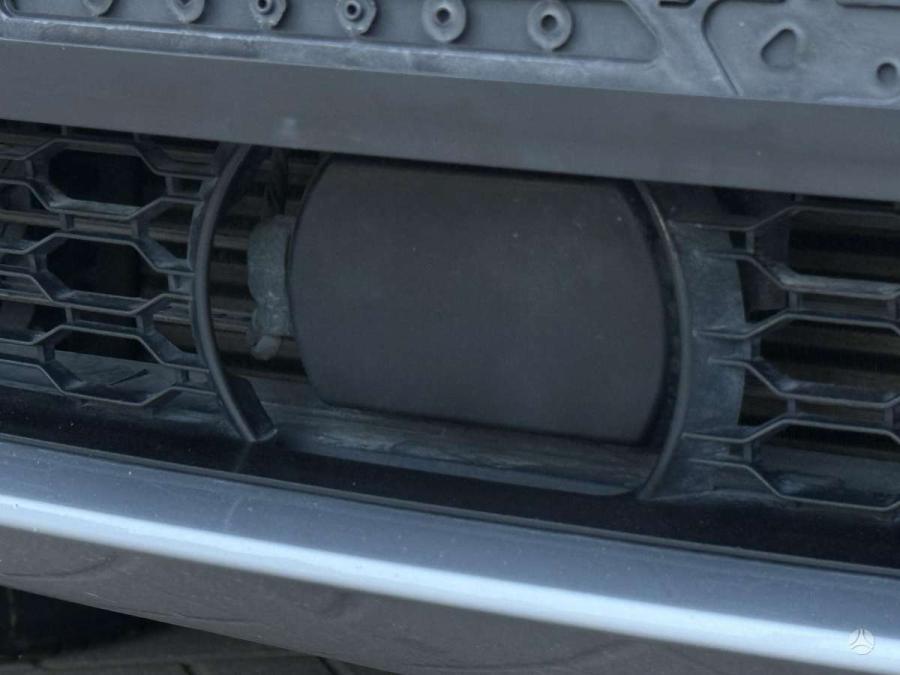 Grey BMW X3 2019 in Jonava, with an engine capacity of 2.00 L and mileage of 286 thousand km for 19950 €, photo 17 on AUTOMOTO.COM.LV