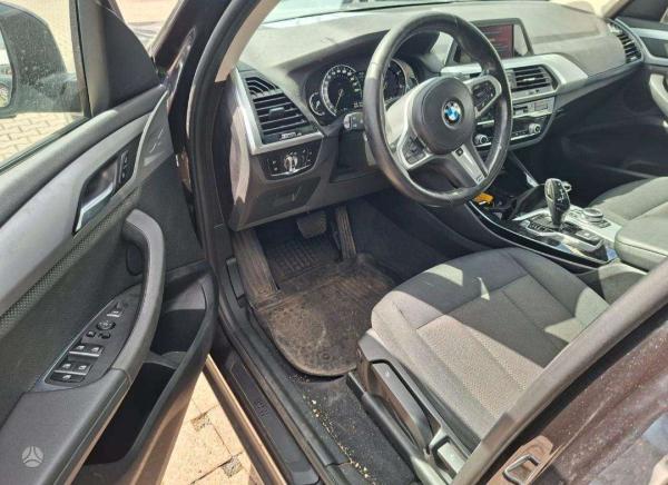 Grey BMW X3 2019 in Vilkaviskis, with an engine capacity of 2.00 L and mileage of 228 thousand km for 13300 €, photo 8 on AUTOMOTO.COM.LV