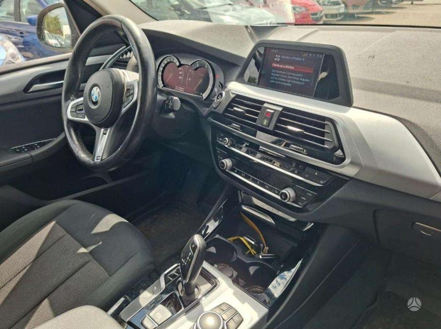 Grey BMW X3 2019 in Vilkaviskis, with an engine capacity of 2.00 L and mileage of 228 thousand km for 13300 €, photo 11 on AUTOMOTO.COM.LV