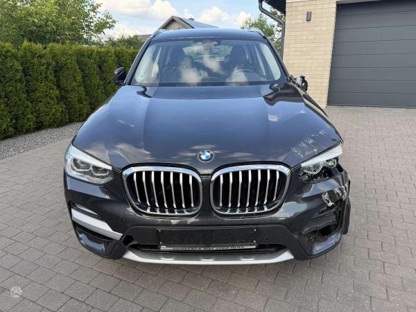 Pelēks BMW X3 2019 Kauņa, ar dzinēja tilpumu 2.99 L un nobraukumu 117 tūkst. km par 15650 €, foto 2 vietnē AUTOMOTO.COM.LV