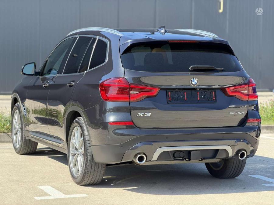 Pelēks BMW X3 2019 Šauļi, ar dzinēja tilpumu 2.00 L un nobraukumu 194 tūkst. km par 22400 €, foto 5 vietnē AUTOMOTO.COM.LV