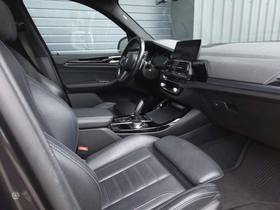 Grey BMW X3 2019 in Kaunas, with an engine capacity of 2.00 L and mileage of 188 thousand km for 25999 €, photo 43 on AUTOMOTO.COM.LV