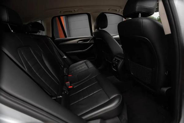 Grey BMW X3 2019 in Jelgava, with an engine capacity of 2.00 L and mileage of 189 thousand km for 19500 €, photo 7 on AUTOMOTO.COM.LV