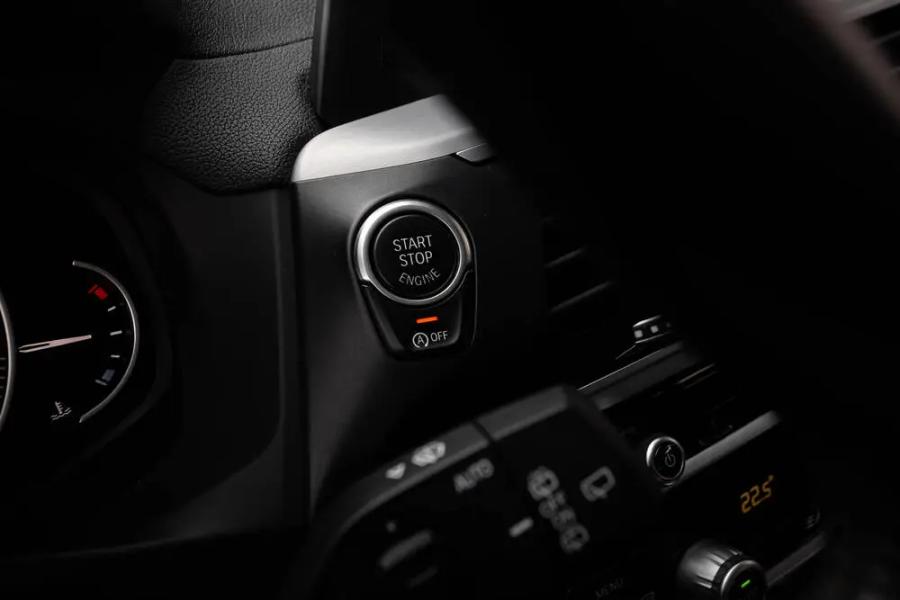 Pelēks BMW X3 2019 Jelgava, ar dzinēja tilpumu 2.00 L un nobraukumu 189 tūkst. km par 19500 €, foto 31 vietnē AUTOMOTO.COM.LV