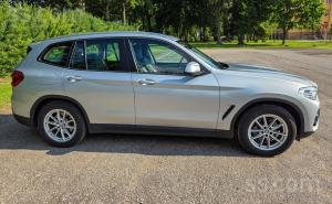 Grey BMW X3 2019 in Valmiera, with an engine capacity of 3.00 L and mileage of 262 thousand km for 21500 €, photo 6 on AUTOMOTO.COM.LV