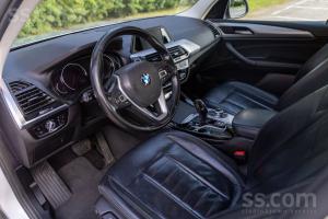 Grey BMW X3 2019 in Valmiera, with an engine capacity of 3.00 L and mileage of 262 thousand km for 21500 €, photo 12 on AUTOMOTO.COM.LV